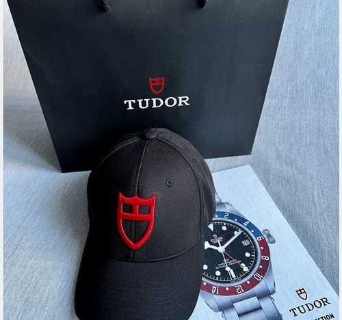 Tudor новая кепка   новый пакет оригинал