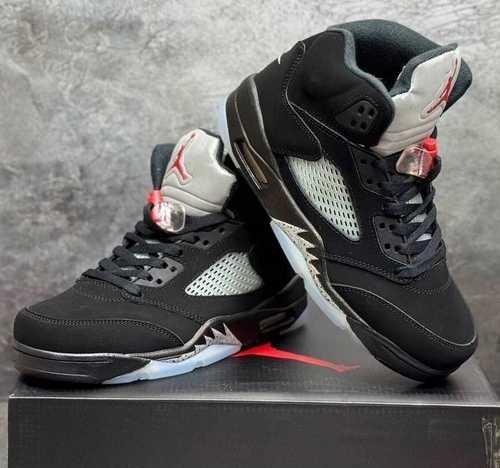 Кроссовки Nike Air Jordan 5 Retro Black Metalic (Размеры 41-45 )