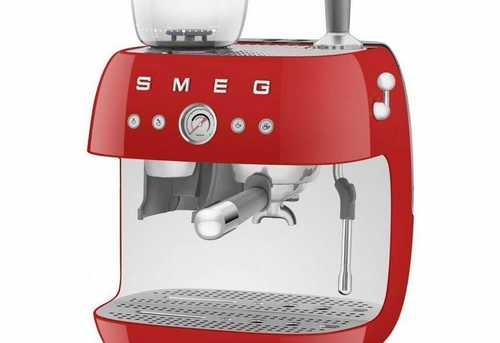 Кофеварка рожковая Smeg EGF03creu