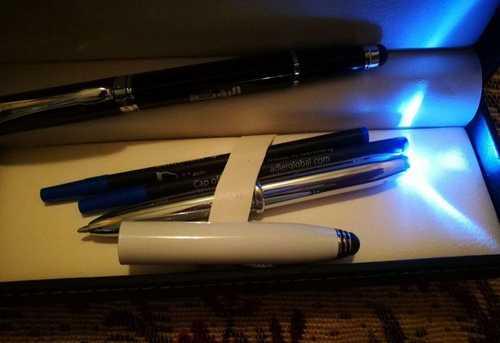 Ручки гелевые и шариковые с пальцем и фонариком