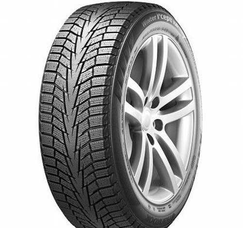 Hankook Winter I'Cept iZ 2 W616 225/40 R18 92T