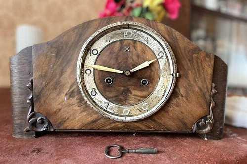 Старинные настольные часы