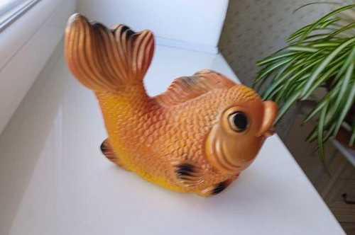 Декор в виде "Золотой рыбки". Керамика