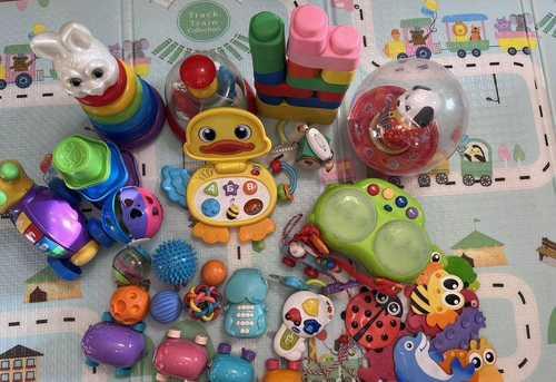 Развивающие игрушки пакетом для малышей