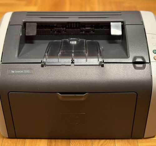 Принтер HP LaserJet 1010 (пробег 3 847 стр.)
