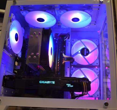Huananzhi x99 QD4/2666v3/32GB/1070