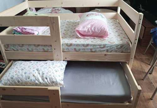Двухъярусная кровать для детей