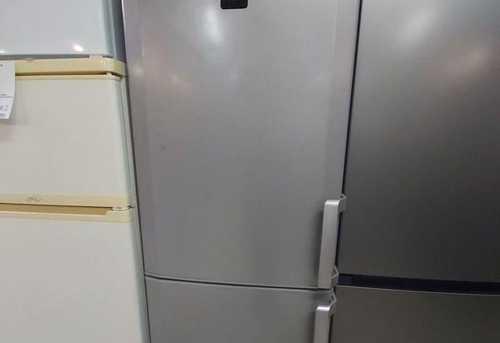 Серебристый холодильник Beko NoFrost (186 см) /дд