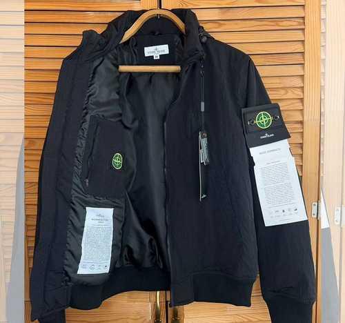 Stone Island Куртка / На весну