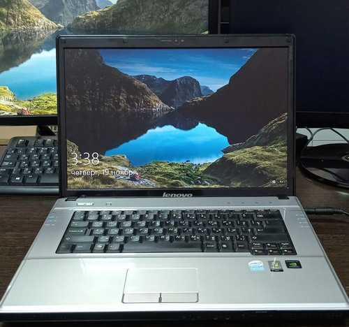 Ноутбук Lenovo 20004