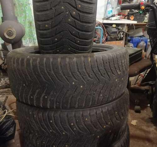 Kumho 722 215/50 R17