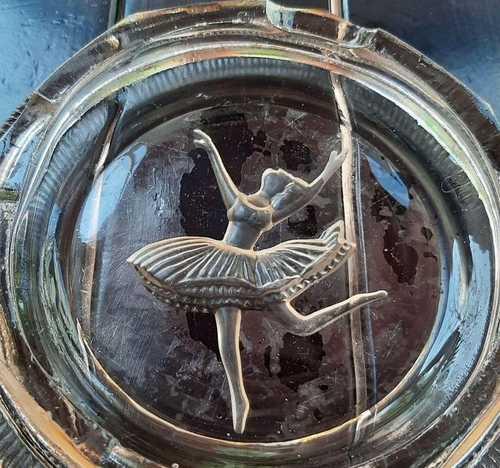 Пепельница с балериной Винтаж