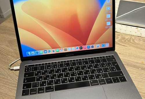 Apple MacBook Pro 13 2017 256 gb i5 8gb