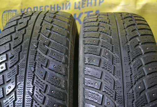 Kumho I'Zen RV Stud KC16 215/70 R16