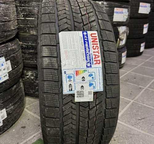 Unistar Ice Protection 265/40 R22 106H