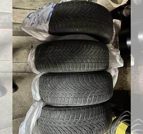 Bridgestone Blizzak LM-005 205/55 R16