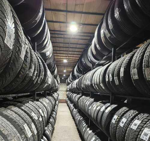 Nokian Tyres Weatherproof SUV 215/65 R16 102P