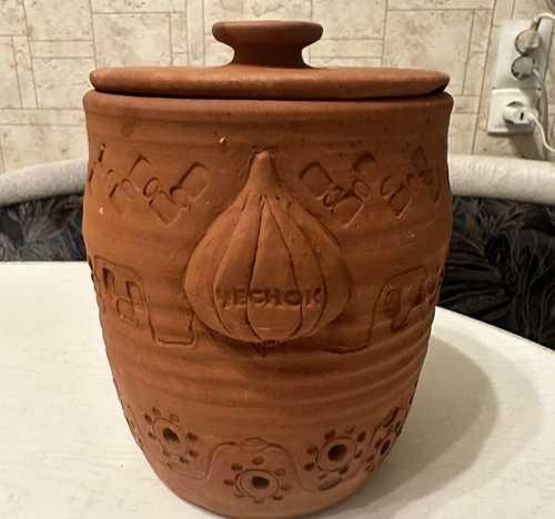 Горшок для лука и чеснока