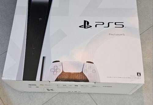 Коробка от PS5