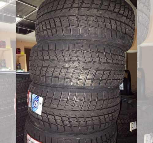 LingLong Green-Max Winter Ice I-15 SUV 245/40 R20