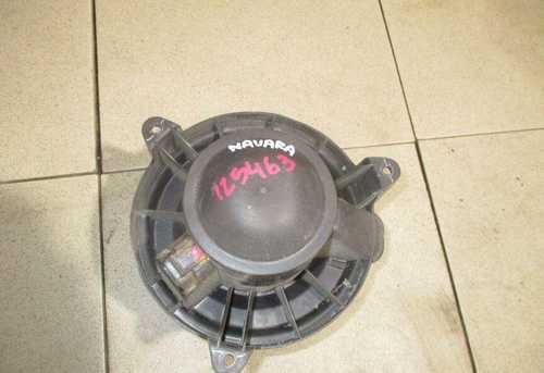 Моторчик печки Nissan Navara (D40)