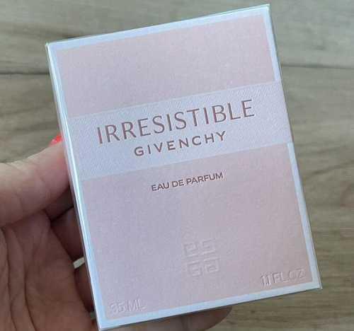 Givenchy irresistible 35мл