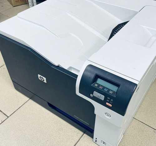 Принтер цвет. HP Color LaserJet CP5225 A3\A4