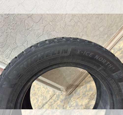 Michelin X-Ice North 4 185/65 R15 92T