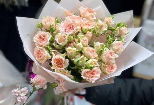 Кустовые розы букет из кустовых роз