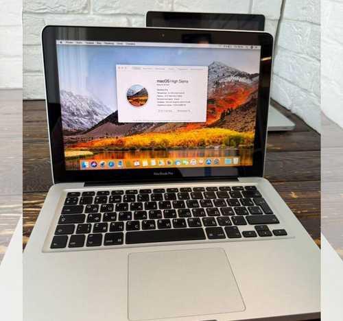 MacBook Pro 13 Late 2011 i5/ssd120+hdd500/ram8