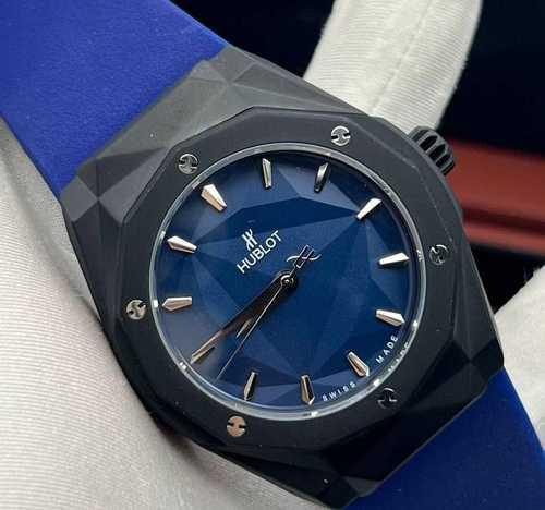 Наручные часы Hublot classic Fusion