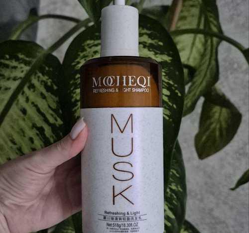 Флакон от шампуня Mocheqi Musk