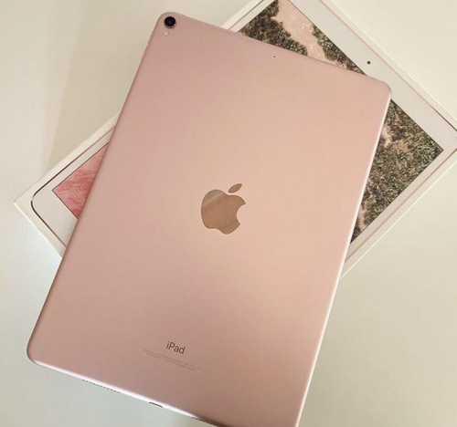 iPad Pro 10.5 64 gb rose gold идеал