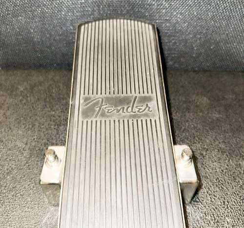 Wah-wah-fuzz квакушка fender