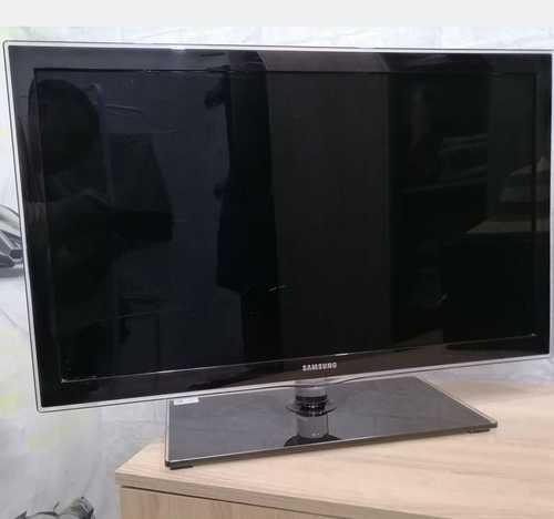 Телевизор Samsung UE-32 D6100SW