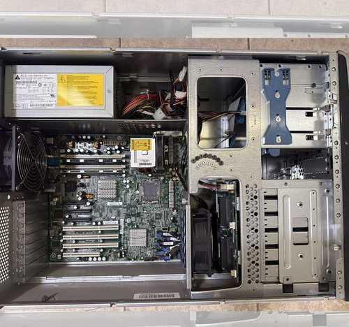 Сервер HP proliant ML 150 g3