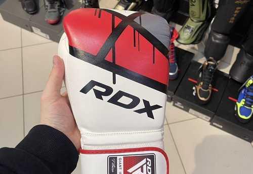 Перчатки тренировочные RDX F7 белый/красный