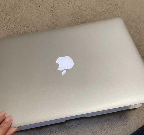 Macbook air 13 2015 i5 4