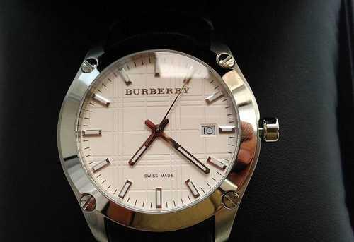 Часы Burberry