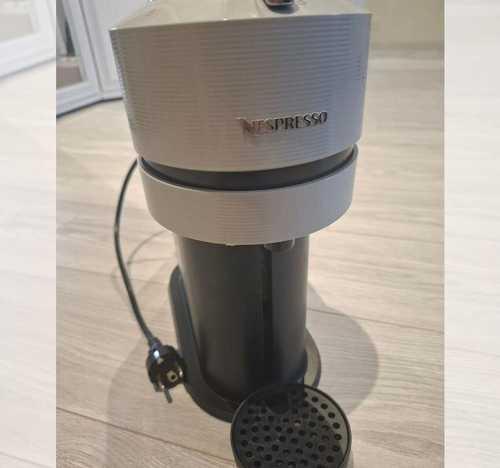 Кофеварка капсульная nespresso