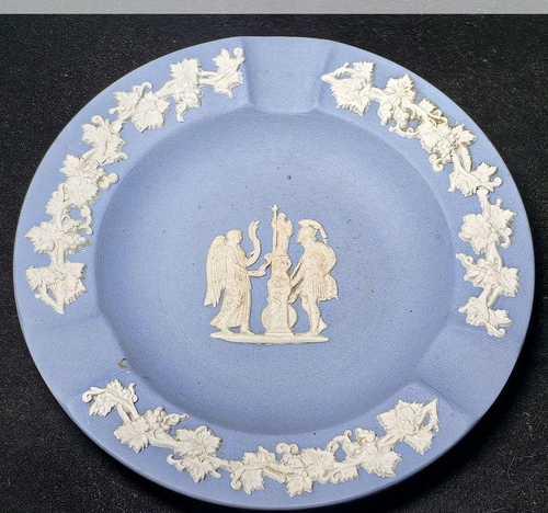 Wedgwood Веджвуд фарфоровая винтажная тарелка. Анг