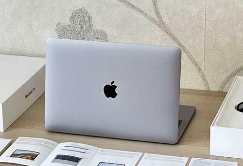 Apple MacBook Pro SDD 1тб Intel Core i7