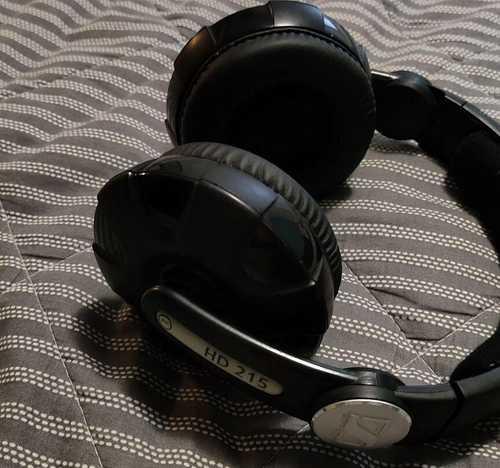 Sennheiser HD215