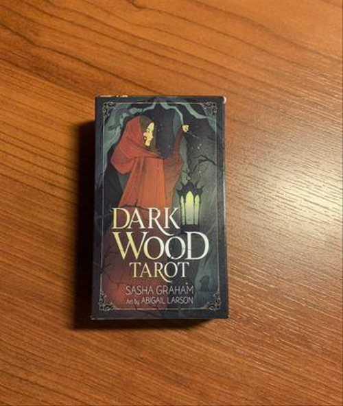 Dark wood tarot