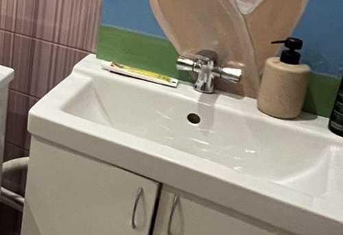 Тумба для ванной с раковиной и смесителем