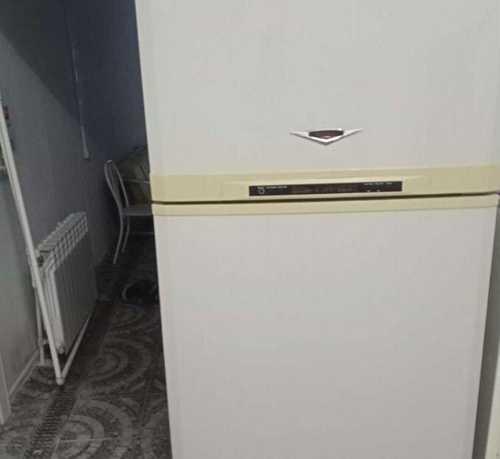 Холодильник Shivaki SR 2580GN