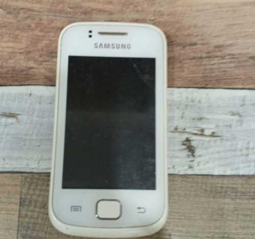 Samsung Galaxy Gio GT-S5660