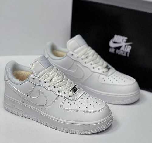 Кроссовки Nike Air Force 1 белые зима