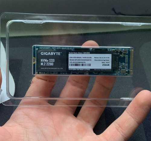 256 гб SSD M.2 накопитель gigabyte NVMe SSD