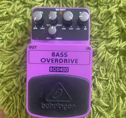 Бас Гитарная педаль overdrive behringer